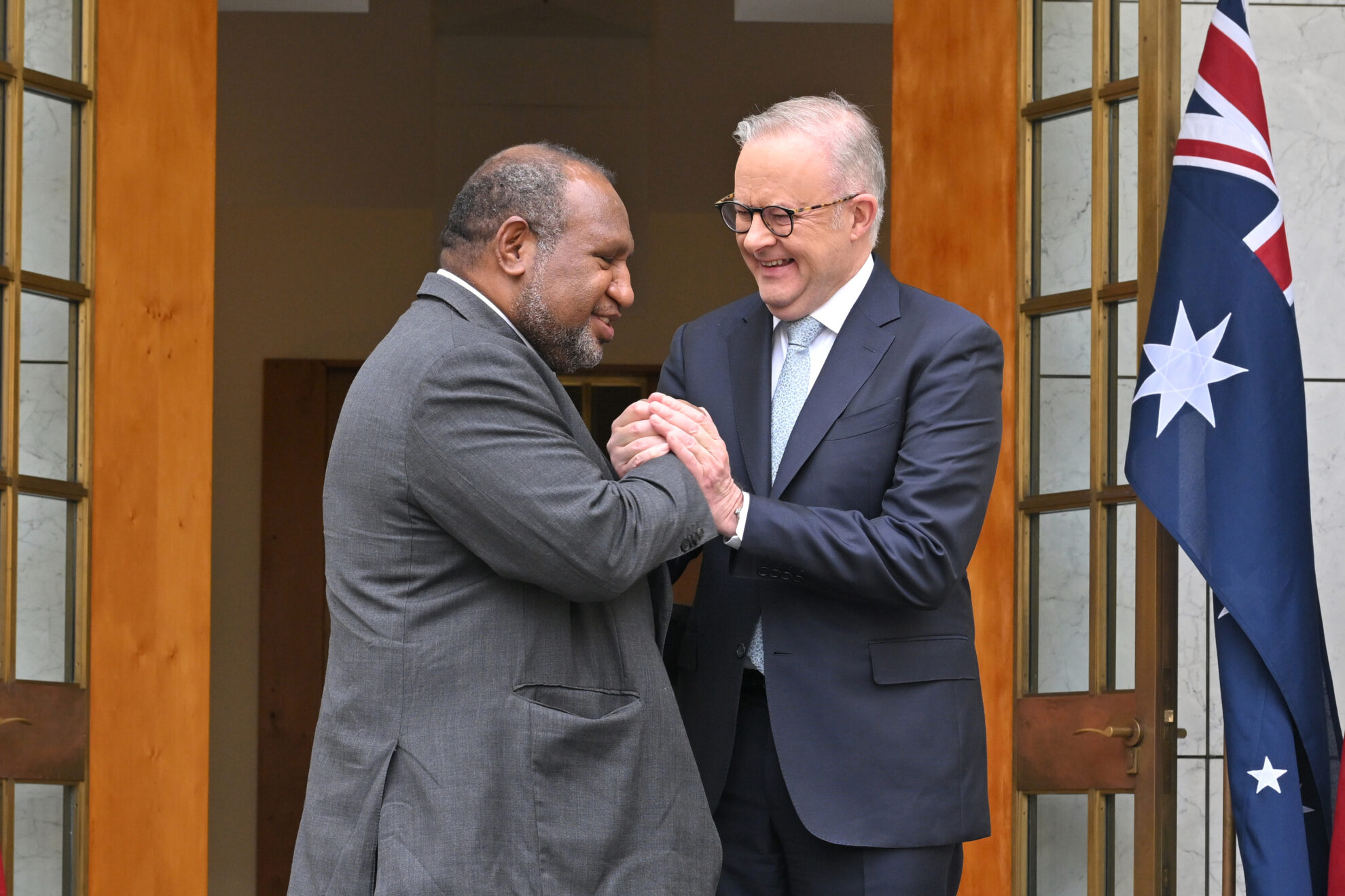 Australia and Papua New Guinea sign historic defense treaty that raised ...